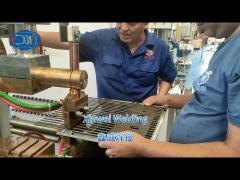 Stalen draadgordelprojectie met enkel hoofd Pneumatische lijnspotsweldmachine