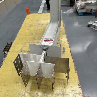 China Aluminum Alloy Shell Copper Powerduct Busway Plug In IP54 Air Insulated Bus Duct 160A-5000A for sale