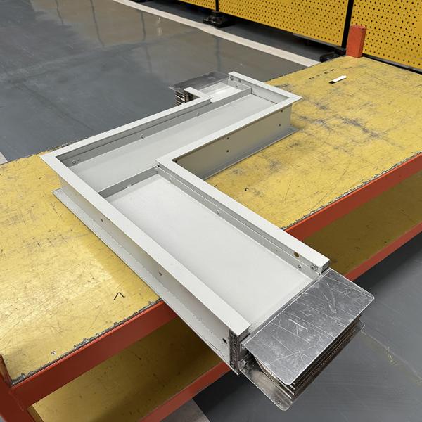 Quality Insulated Busway And Bus Duct System Compact Lighting Power Trunking 690V 1000V for sale