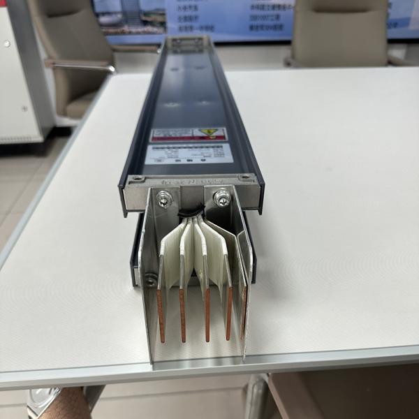 Quality 200-6300A Low Voltage Electrical Busway System Dense Sandwich Bus Duct for sale