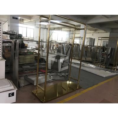 Cina I banchi di mostra del deposito dell'indumento del ferro di CNC tormenta l'illuminazione T4 in vendita