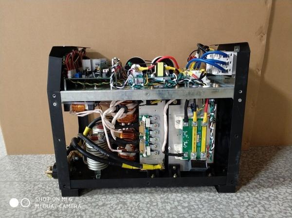Quality 80% Rated Duty Cycle 40°C Inverter Arc Welding Machine ZX7-630 for Long Service for sale