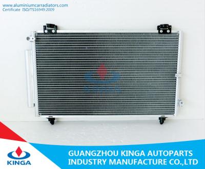 Cina 2001 tutto l'argento di alluminio dell'OEM 88450-12041 di COROLLA del condensatore di CA di Toyota in vendita