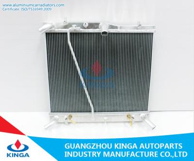 Cina OEM 2008 del radiatore HIACE di Toyota 16400-30170 BA26/a tutto l'alluminio in vendita