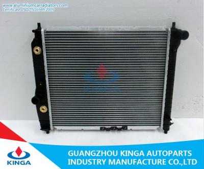 中国 96536524 台の大宇自動アルミニウム車のラジエーター Kalos 02 - 1.2i/Aveo 05 - 1.2i の 販売のため