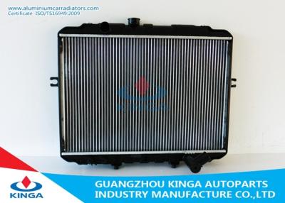 中国 密封されたヒュンダイのラジエーター H100 のポーター 2.4I 「93」は 93-2.5D MT の自動車のラジエーターに与えます 販売のため