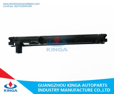 Cina Sostituzione di plastica del carro armato del radiatore dell'intestazione per Totota Hilux LN147/LN8#/9#/10#/11# A in vendita