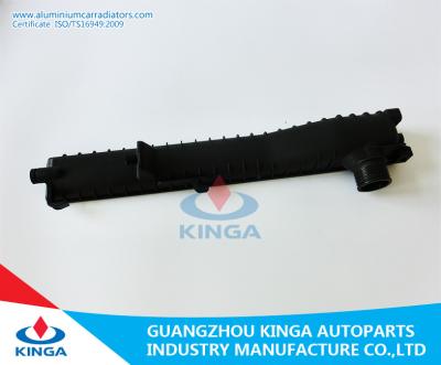 中国 自動左のラジエーターのプラスチック タンク 535/540/735/750i 「97 - 00 MT 販売のため