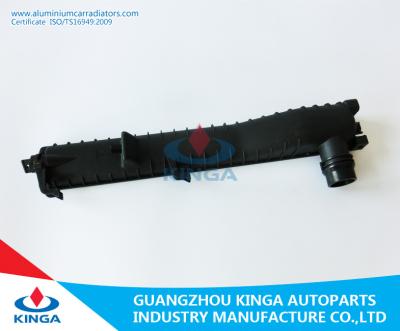 中国 プラスチック BMW 車のラジエーター タンク 520/530/728/735I 98 - 00 MT 60*457.5mm 販売のため