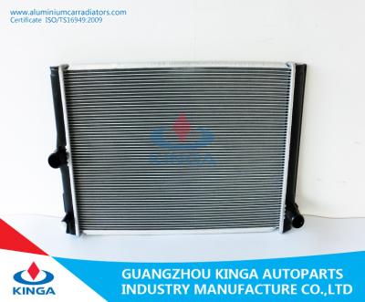 Cina Radiatori di alluminio su ordinazione TOYOTA AURIS 1.4D4D '07-MT del motore per veicoli in vendita