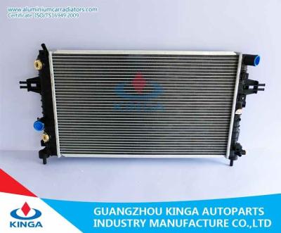 Cina Radiatori di alluminio di rendimento elevato di OPEL per ASTRA H1.4/1.8I '04 A in vendita