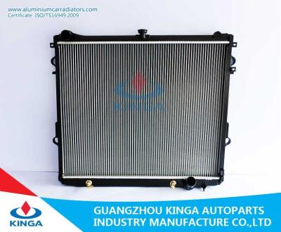 Cina I radiatori di alluminio su ordinazione del motore per veicoli misura TOYOTA LANDCRUISER'09 UZJ200 A in vendita
