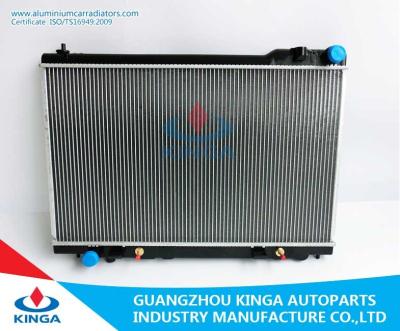 Cina Il centro di alluminio di plastica del carro armato del radiatore di Nissan & per INFINITI'03-05 FX45 ALL'OEM 21460-CG200 in vendita