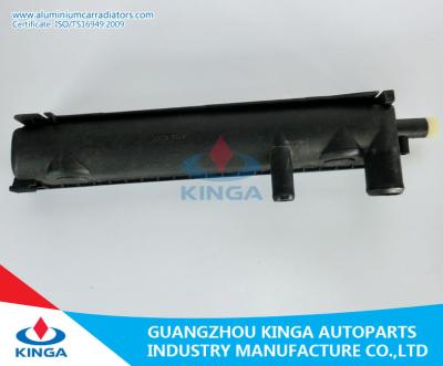 Cina CLASSE di alluminio W201/190E 2,3' 82 del benz C dei carri armati del radiatore di destra di straripamento in vendita