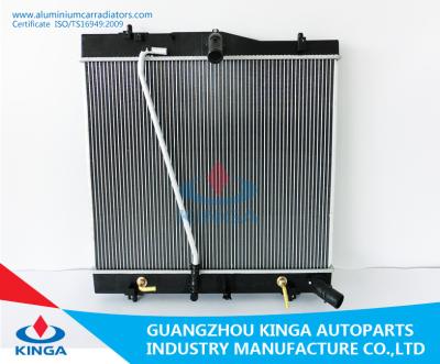 TOYOTA HIACE'05-AT Custom Car Radiator With Plastic Tank Thickness 32/36mm