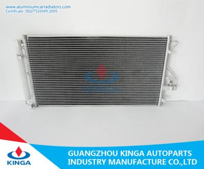 Cina Condensatore automatico di raffreddamento di prestazione di altezza per l'OEM 2009 di Hyundai IX35 976062Y500 in vendita