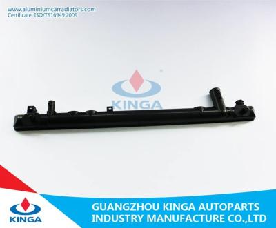 Cina Parti del carro armato del radiatore, carro armato Toyota Crown'98-00 JZS155 del liquido refrigerante per il radiatore automatico in vendita