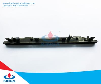 Cina Serbatoio di acqua di plastica del radiatore per il radiatore automatico CIVIC'01-05 ES7/ES8 di HONDA A in vendita