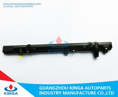 Cina Carro armato del radiatore dell'automobile/serbatoio di acqua inferiore di plastica per l'OEM 19010-P8C-A01 di ACCORDO di HONDA 1998-2002 in vendita