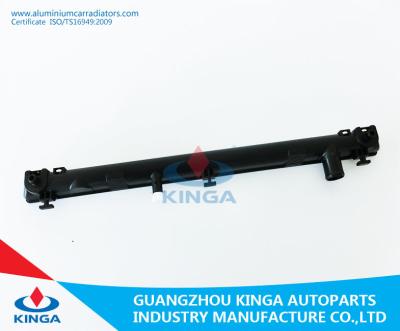 Cina Carro armato di plastica del radiatore della sostituzione per SWIFT'91-AT con KJ-18025 in vendita