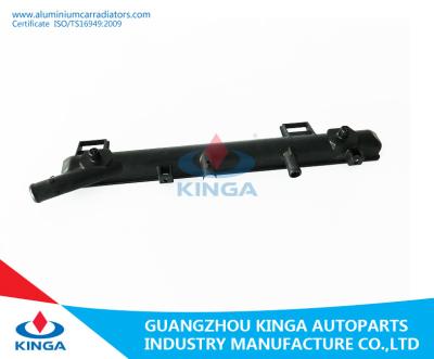 Cina Carro armato più basso di plastica del radiatore automatico per la TA 2005 del DIESEL di Suzuki SX-4 in vendita