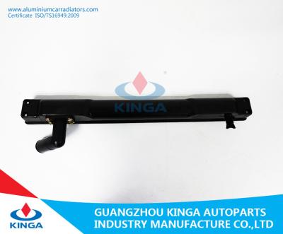 Cina Mitsubishi L047/sostituzione di plastica MB356390 del carro armato radiatore della raccolta L200'86-91 in vendita