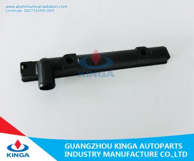Cina LEGACY'90-91 BC5 all'OEM di plastica 45199-AA180 del carro armato del radiatore lasciato le parti del carro armato del radiatore in vendita