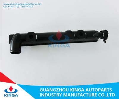 Cina Ripari il carro armato di plastica del lato del radiatore, carro armato di plastica del radiatore per SUBARU LEGACY'89-94 SENZA TURBO A in vendita