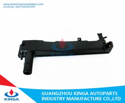 Cina Carri armati 1999 del radiatore della sostituzione del sistema di liquido refrigerante RZH104 di TOYOTA HIACE (GAS) in vendita