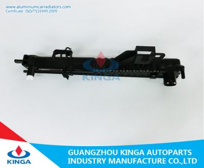 Cina Ripari la libertà di plastica “02-06 della jeep di Chrysler del carro armato del lato del radiatore a 52080118AB in vendita