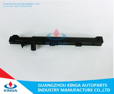 Cina Sostituzione di plastica del carro armato del radiatore PA66+GF30 per Chrysler Neon'95-99 con a colore NERO in vendita