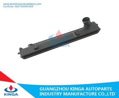 Cina Carro armato di plastica dell'acqua per le parti del carro armato del radiatore di TOYOTA COROLLA AVENSIS del radiatore dell'automobile in vendita