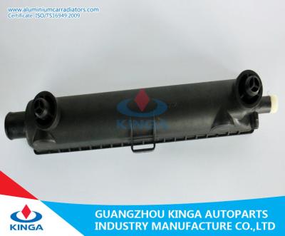 Cina OEM di plastica 1984-1990 del carro armato del radiatore della TA W124/200E del BENZ 2015000503/3703/5703/7603 in vendita
