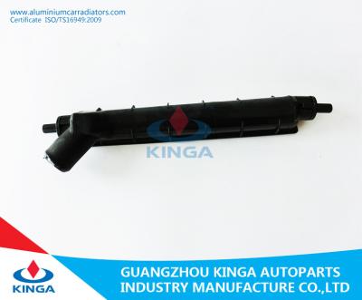 Radiador direito plástico de GMC da substituição do tanque do OEM 92090139 para a VELA EM
