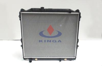 Cina radiatore di 16400-75180/16400-75190 Toyota in plastica di alluminio in vendita