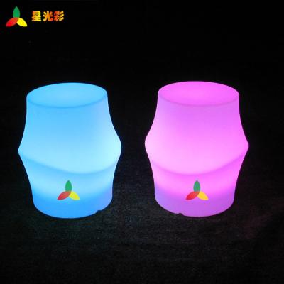 中国 充電電池とのLEDのPEの腰掛けおよび椅子のモダンなデザイン 販売のため