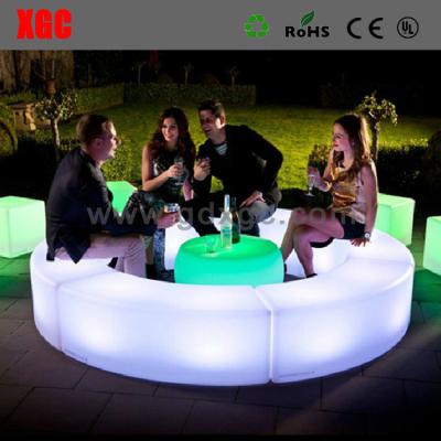 中国 レストランのための腰掛けのPEの腰掛けのIiluminated導かれたリモート・コントロールLEDのテーブルそして椅子 販売のため