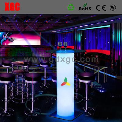 中国 Led high Cube Glass table luminous table PE table 販売のため