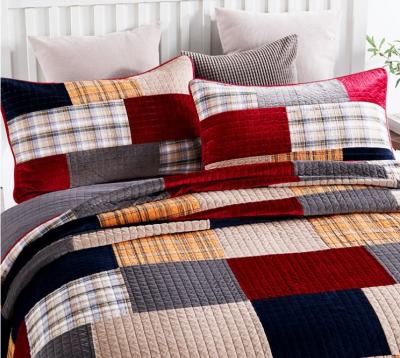 China High-end Holland Velvet Yarn-dyed Fabric Handmade Patchwork Quilted Bedspread Christmas Decorative Bed Cover Embroidery for sale
