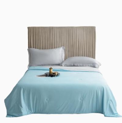Cina Soft Touch Summer Comforter Summer Cooling Nylon Quilt per un'esperienza di sonno respirabile in vendita