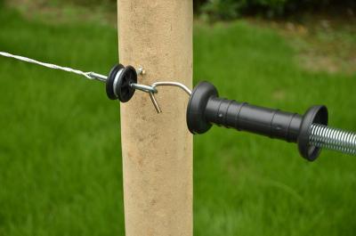 China 5mm Galvanised Top Hook Gate Handle Hardware for sale