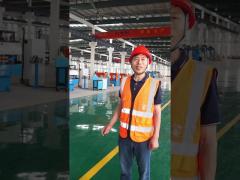 9.53m3/min 6pcs Alloy Industrial Ceiling Fan 55r/min Rotatiesnelheid 3/380V/50HZ Kracht