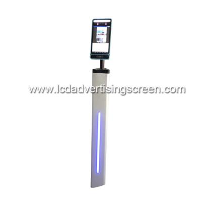 China toma de imágenes térmica infrarroja del reconocimiento facial de 8inch LCD con el sistema de gestión de medición anormal de la alarma de la temperatura del cuerpo en venta