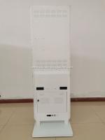 China 300cd/m2 Touch Screen Floor Standing LCD Video Display 1920x1080 for sale