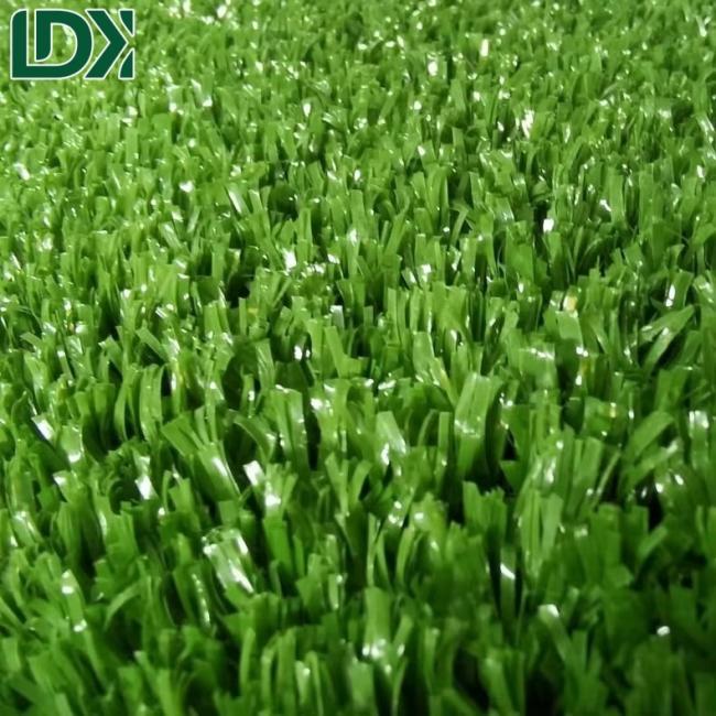 LDK synthetic grass mat showing texture and pile height
