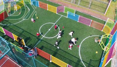 Китай Customized Kids Soccer Cage Children Playground Portable Fence Safety Design продается