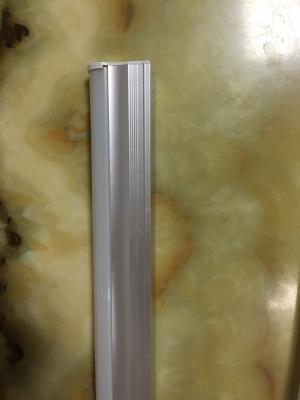 Cina 4 piedi T5 hanno condotto le luci 18w 1200mm 1500mm 0,9 PF fluorescente 300mm della metropolitana in vendita