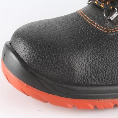 Cina Calzature da uomo in cuoio in acciaio / di piastra di acciaio Scarpe da inverno resistenti allo slittamento in vendita