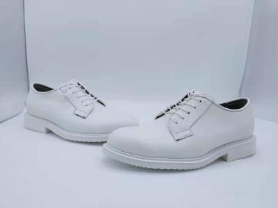 Cina Calzature di sicurezza per infermiere in PU anti-sparatura / anti-punzione Calzature da piedi in acciaio bianco in vendita