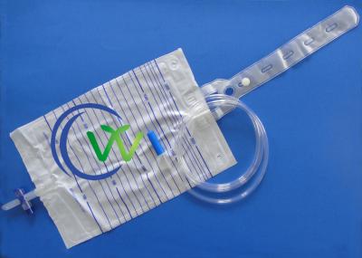 China Medical Grade PVC, Disposable Drainage / Catheter Bag For Urine Collection with tape for sale